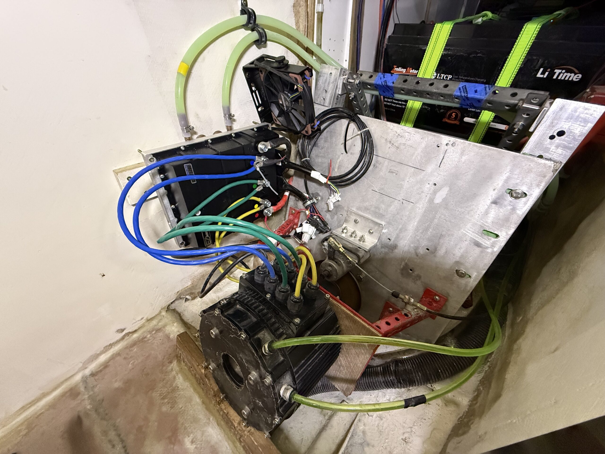 Golden Motor: 10KW 48V BLDC Electric Motor - SV Northern Comfort